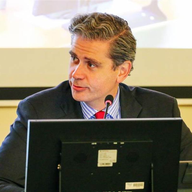 Wouter Kolff: Vaccineren is de terugkeer naar het normale leven - Rijnmond