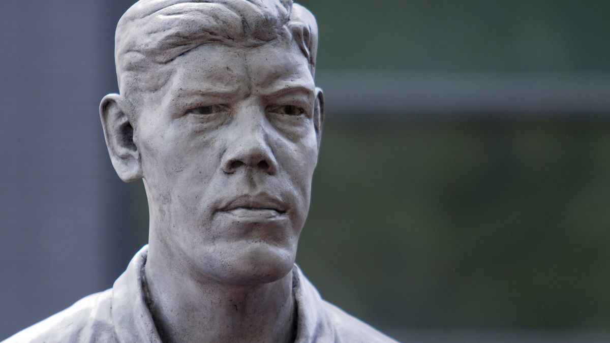 60 jaar na de Reus van Rotterdam: hij was De Grote Vriendelijke Reus ...