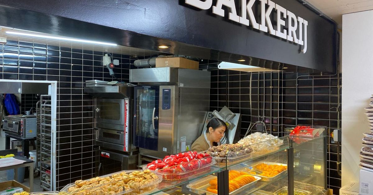 Drukte in Turkse bakkerij in Hengelo door begin van de Ramadan: "We ...