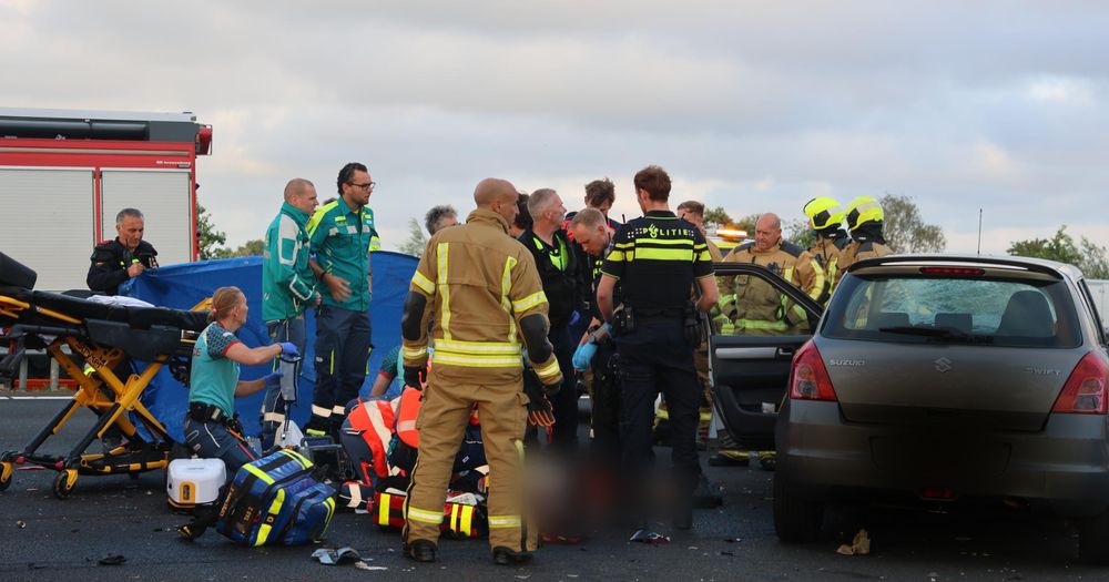 Rotterdammer (60) omgekomen bij zwaar ongeluk op snelweg - Rijnmond