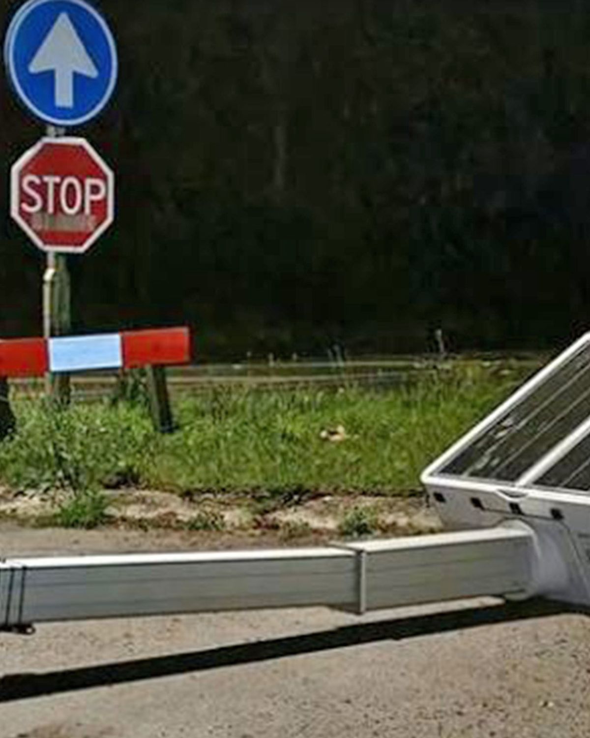 Duo laat spoor van vernieling achter na dollemansrit door noordoosten ...