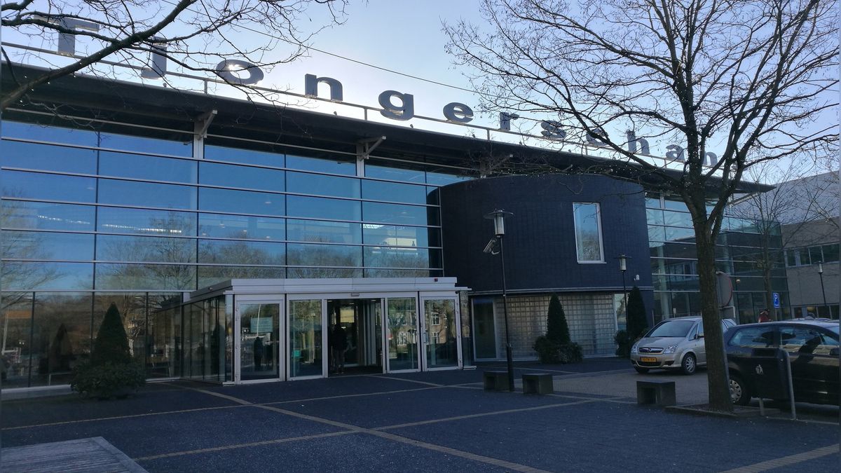 Ziekenhuis Tjongerschans heeft nieuwe speelkamer - Omrop Fryslân