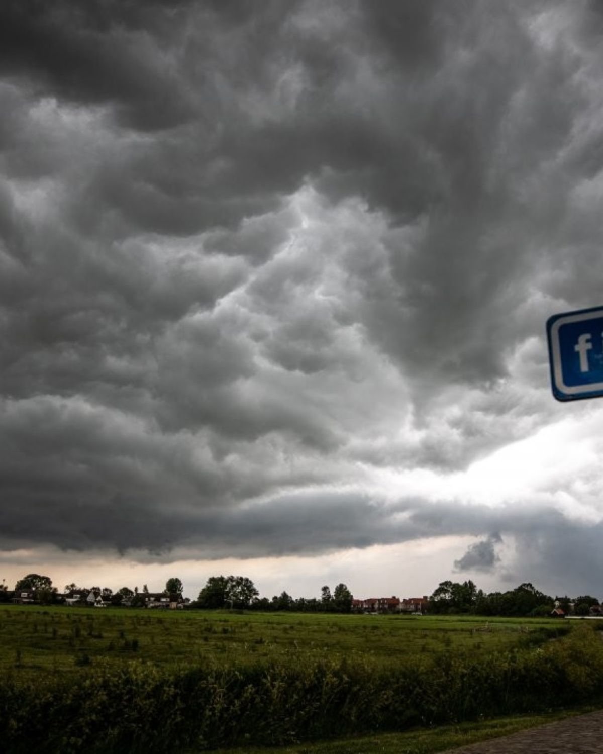 Code geel op Bevrijdingsdag vanwege onweer, windstoten en mogelijk zelfs hagel - Omrop Fryslân