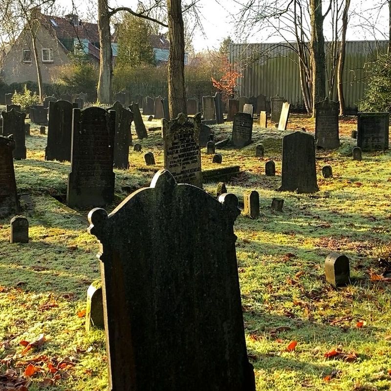 Recordopbrengst voor restauratie oude grafstenen in Driebergen: 'Een ...