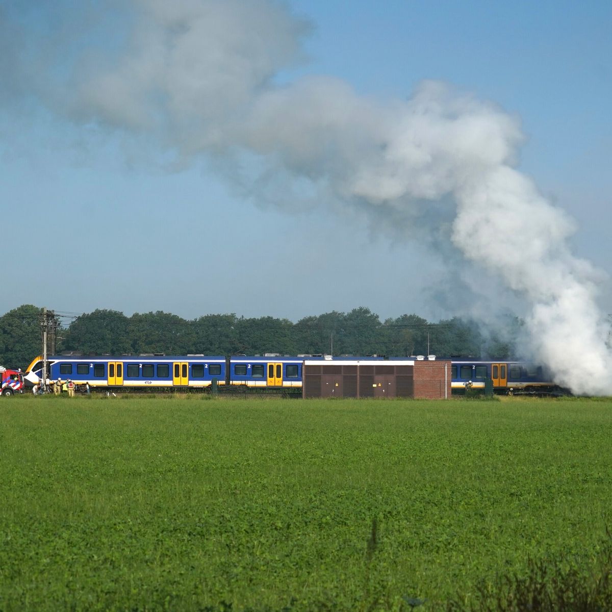 Treinen rijden weer na botsing tussen trein en auto bij Loon - RTV Drenthe