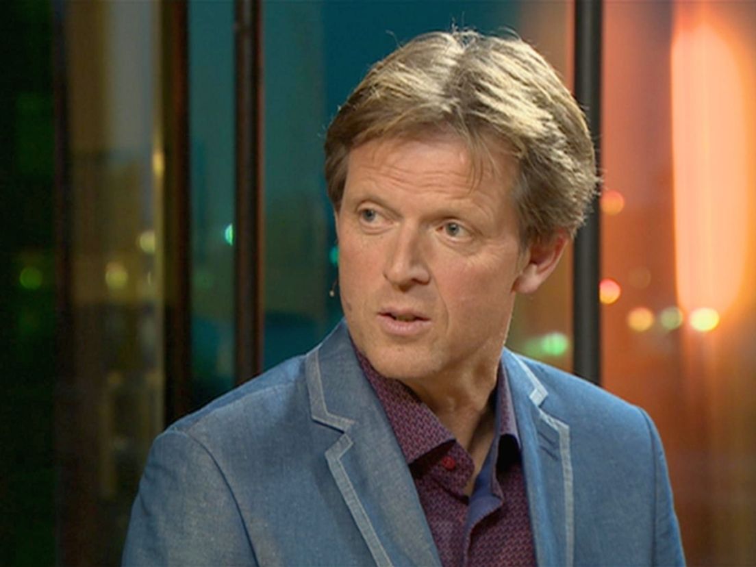 Schelvis: 'Van Gaal meest geschikt om Blind op te volgen' - Rijnmond