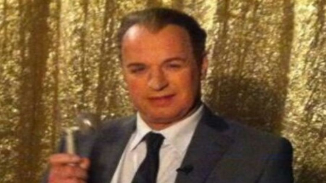 Tony Neef speelt Wim Sonneveld in musical - RTV Drenthe