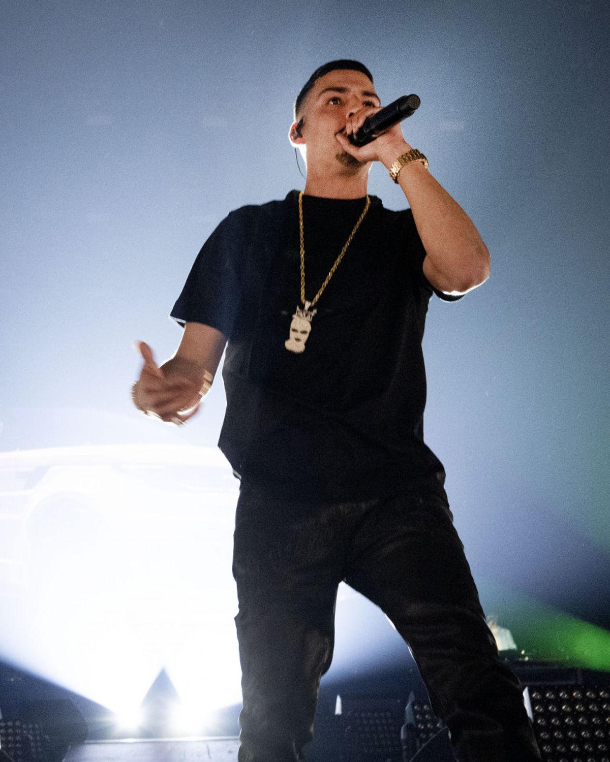 Rapper Boef vergeet koffer terwijl hij show moet geven in Leiden: 'Wie ...