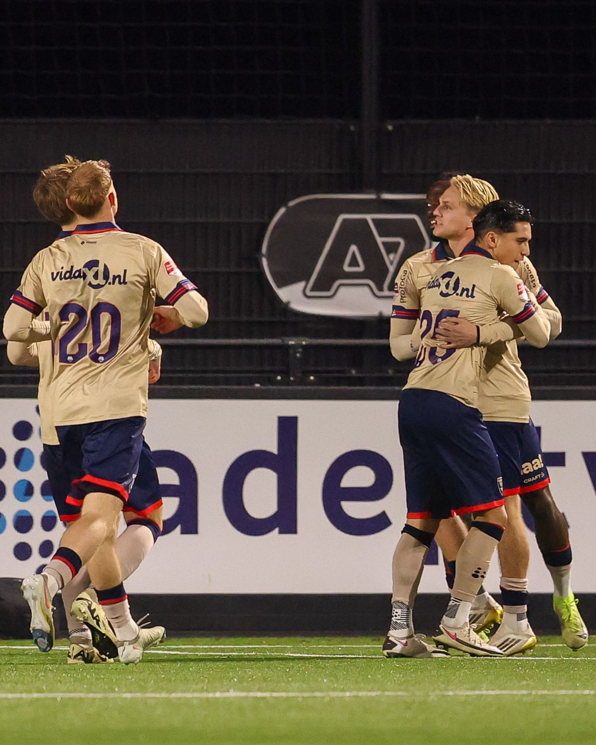 Alleen VVV kan juichen, Roda fors onderuit in topper, MVV kansloos ...