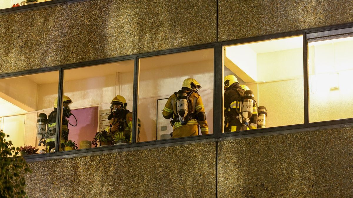 Volledige flat voor ouderen in Franeker ontruimd na brand - Omrop Fryslân