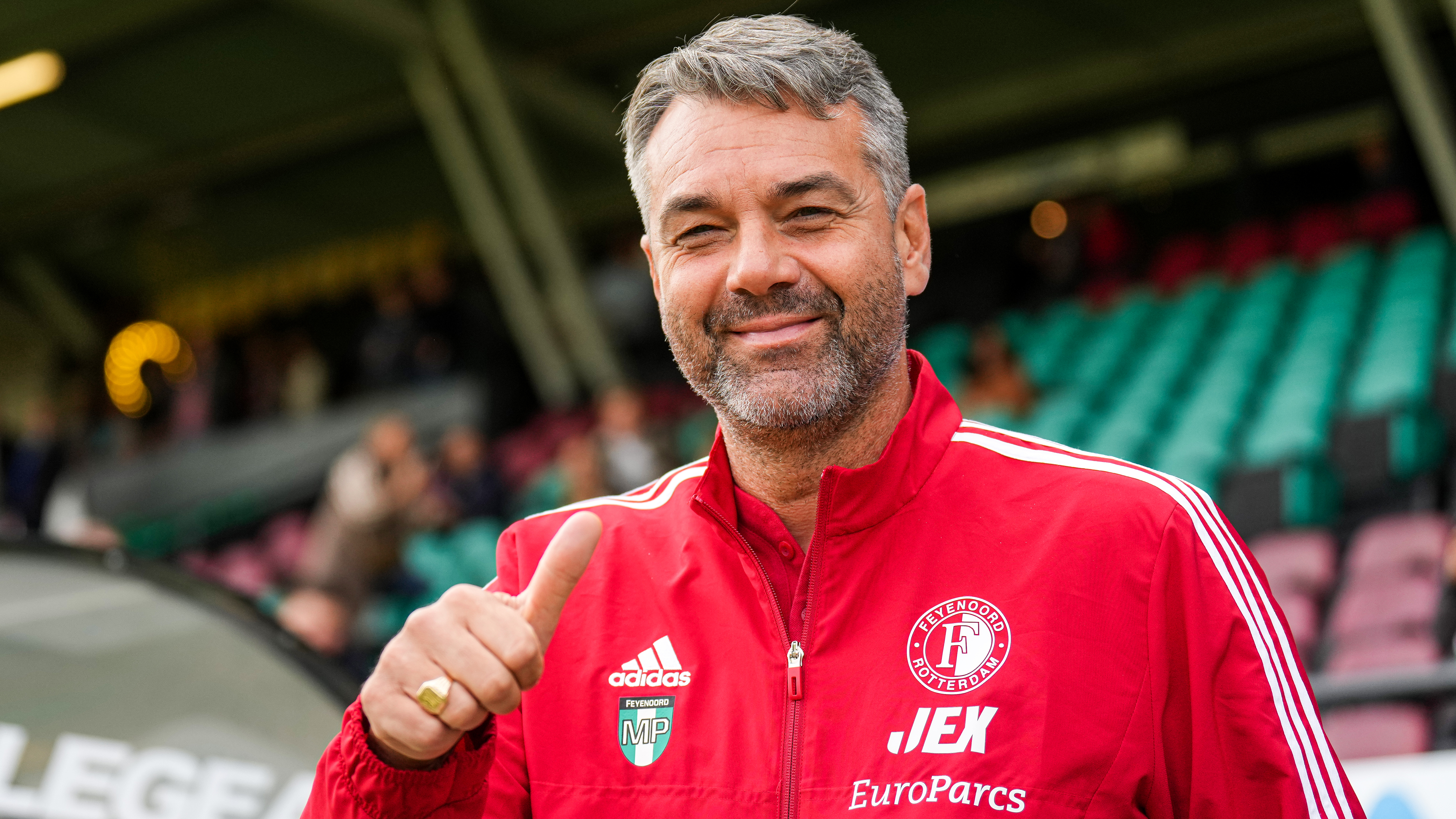 'Belangrijke pylon geweest': hoe Feyenoorders X bestormden na post over ...