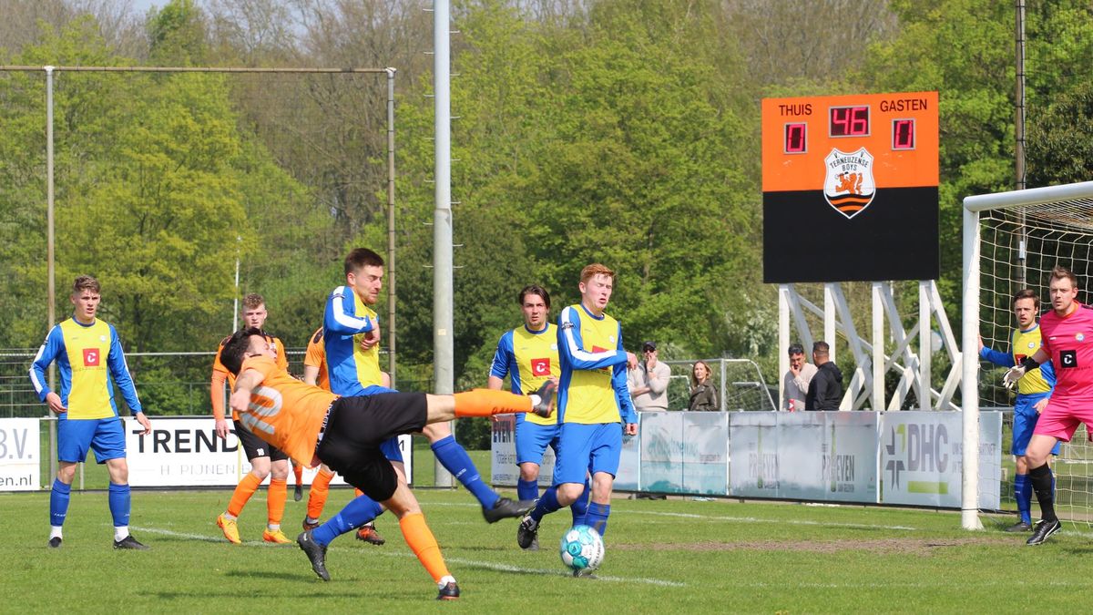 Terneuzense Boys wint verhit Zeeuws onderonsje van SVOD'22 - Omroep Zeeland