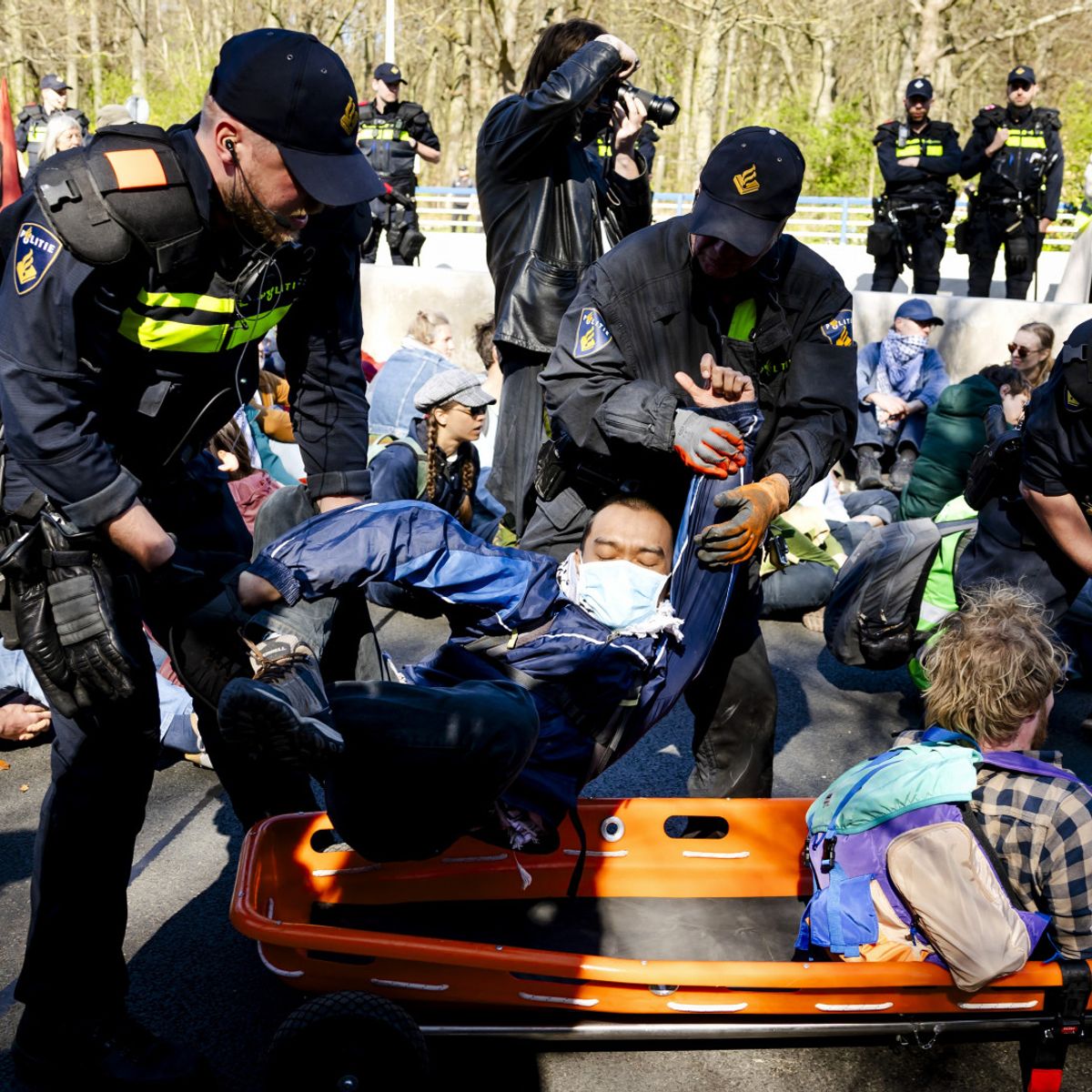 Extinction Rebellion wil A12 bij Den Haag blokkeren tijdens NAVO-top - Omroep West