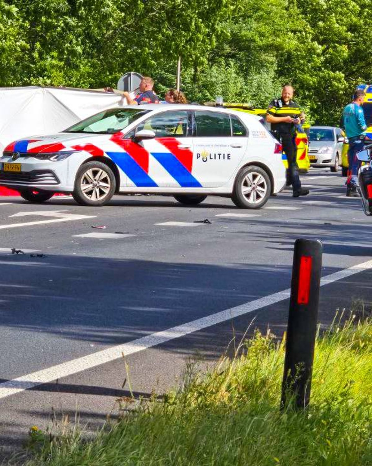Motorrijder (67) uit Zwolle overleden bij aanrijding met vrachtwagen - Oost