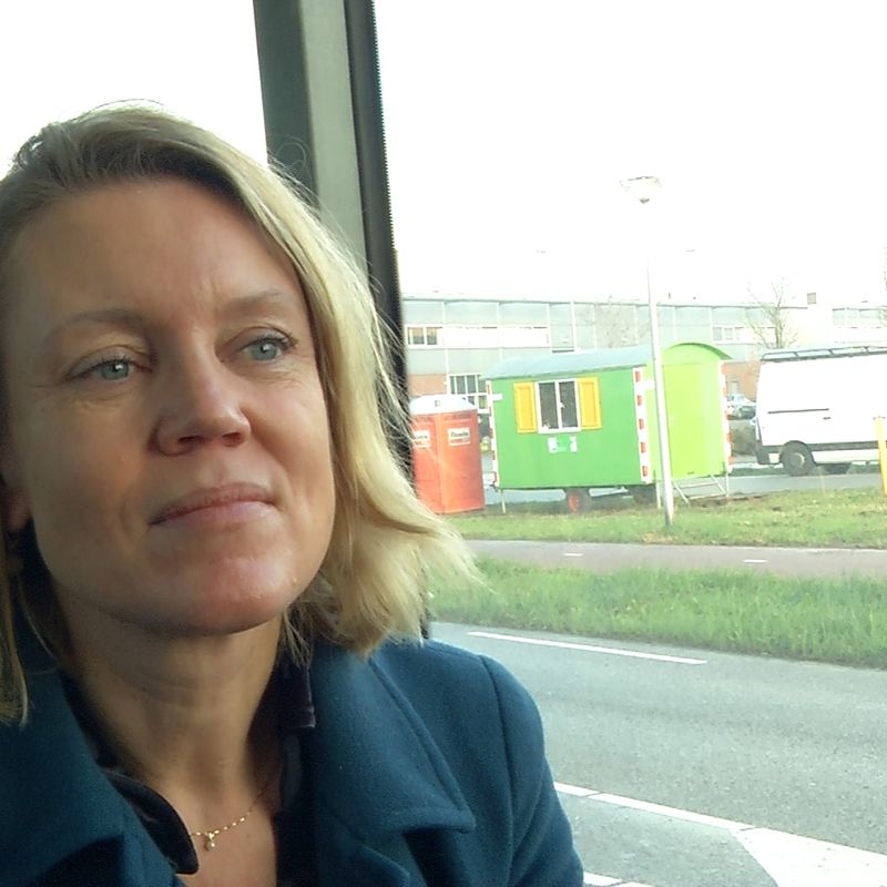 Nieuwe dienstregeling Qbuzz geeft problemen - Rijnmond