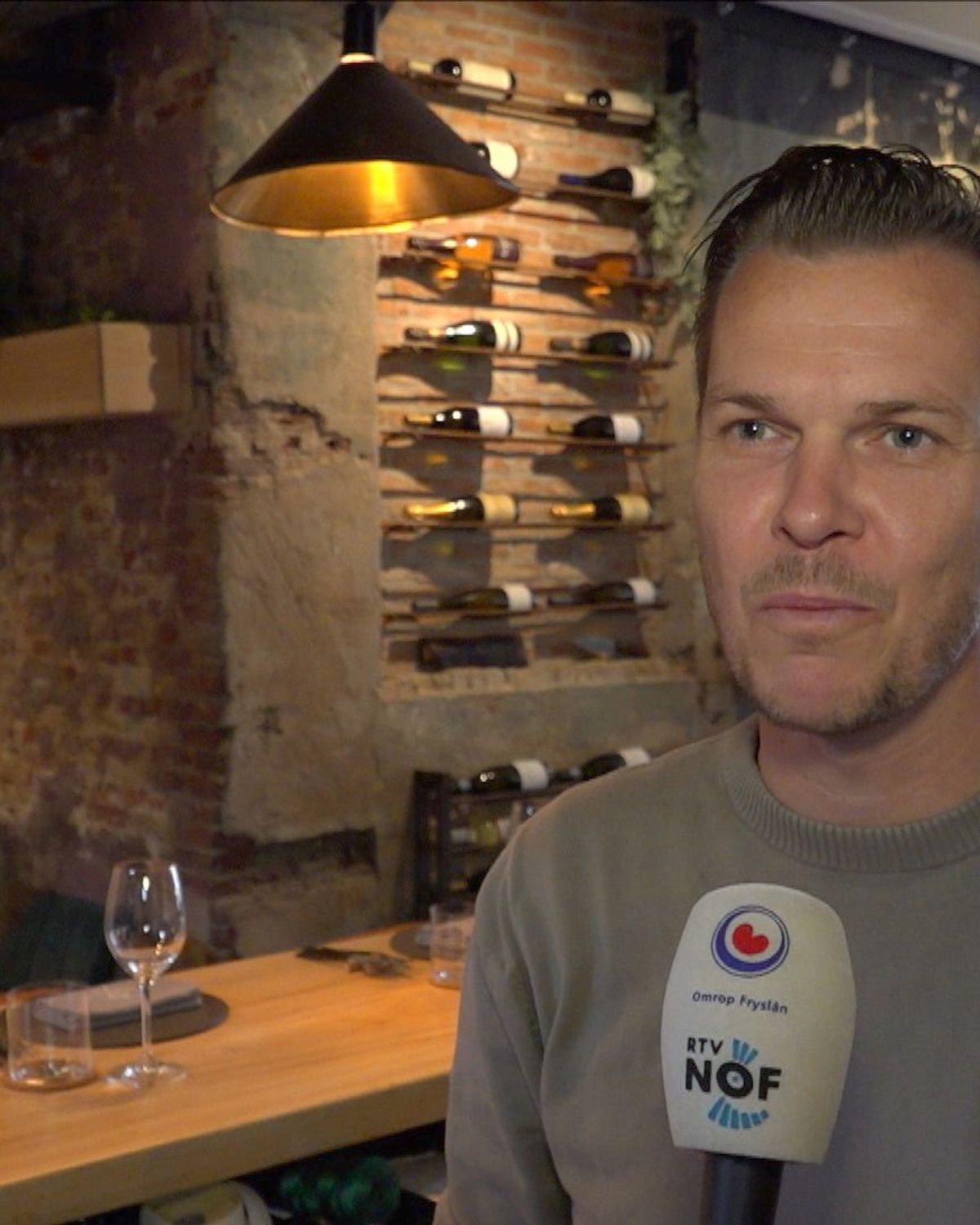 Chefkok Geert-Jan Vaartjes begint in De Abdij in Dokkum - Omrop Fryslân