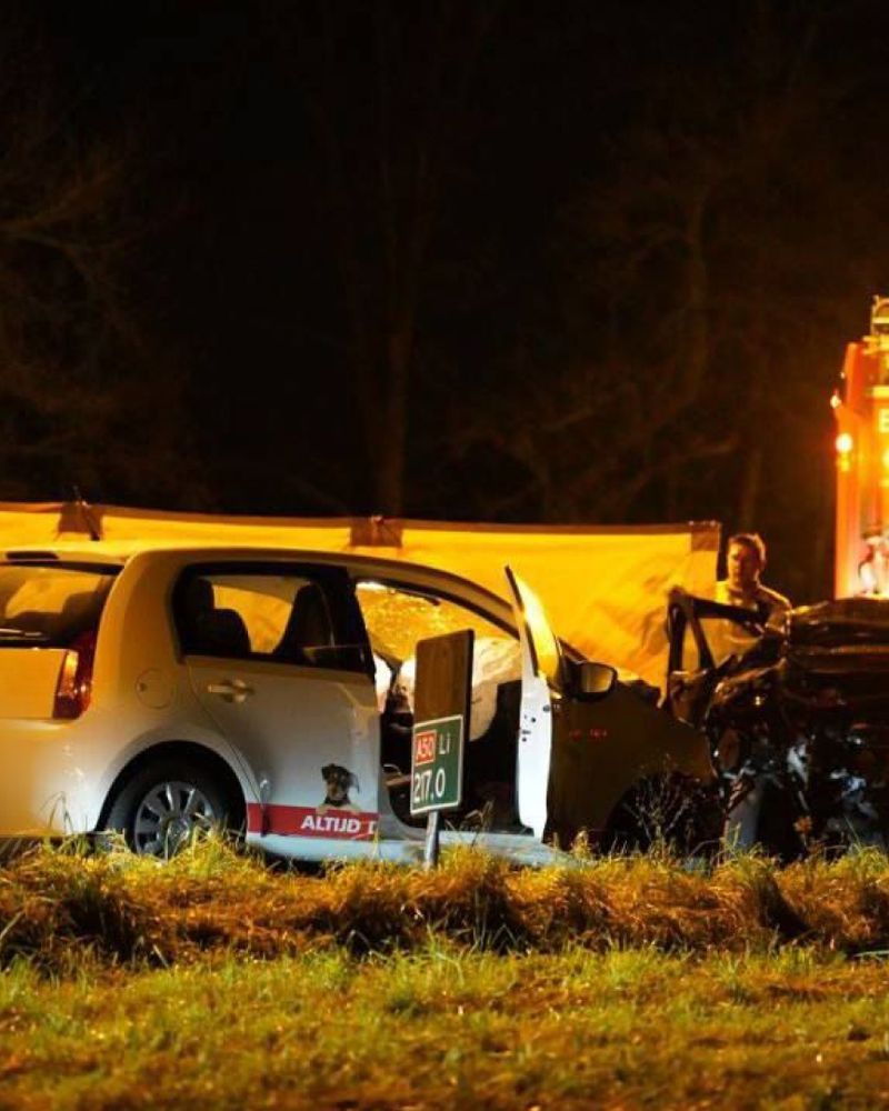 Dode bij ongeluk na afsluiting A50 - Omroep Gelderland