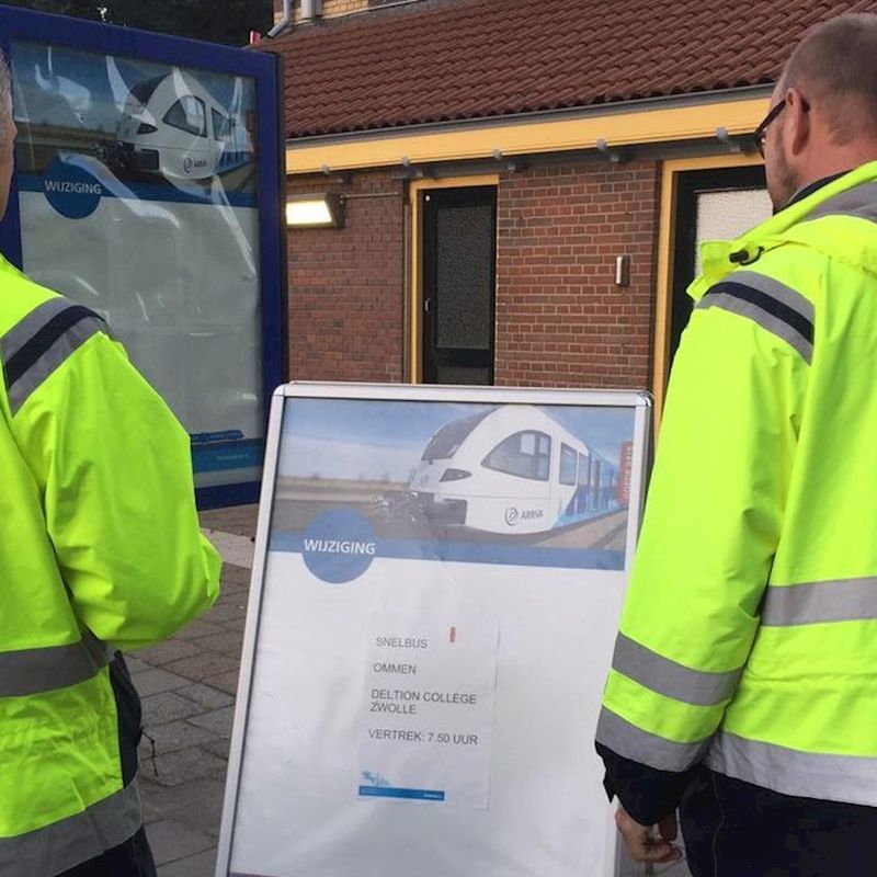 Arriva past vertrektijd snelbus Ommen-Zwolle aan na evaluatie - Oost