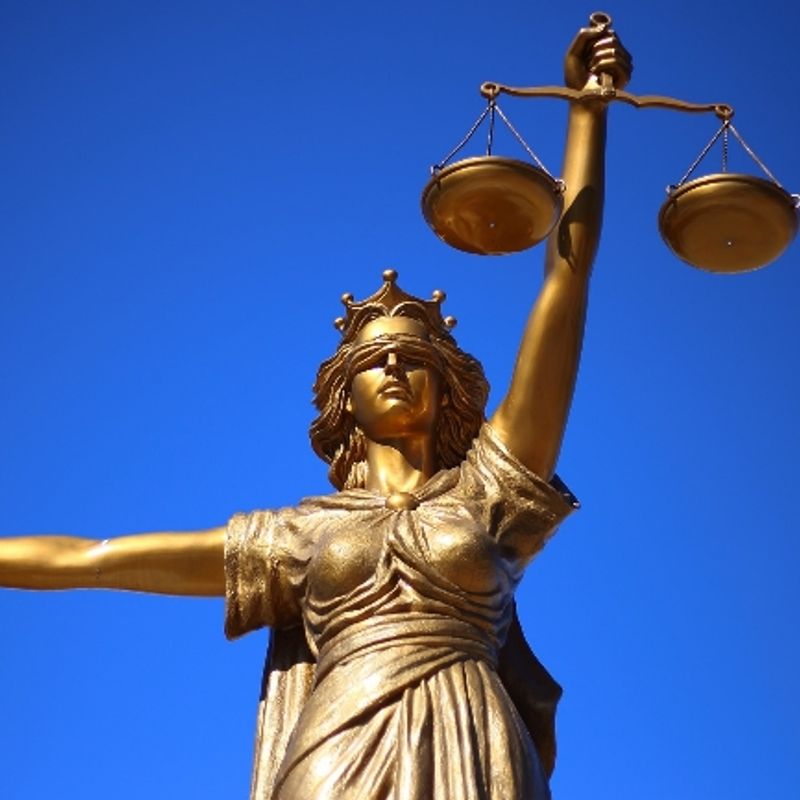 Dochter vermoorde Simon Lap wil erfenis terug van ex-stiefvader uit ...