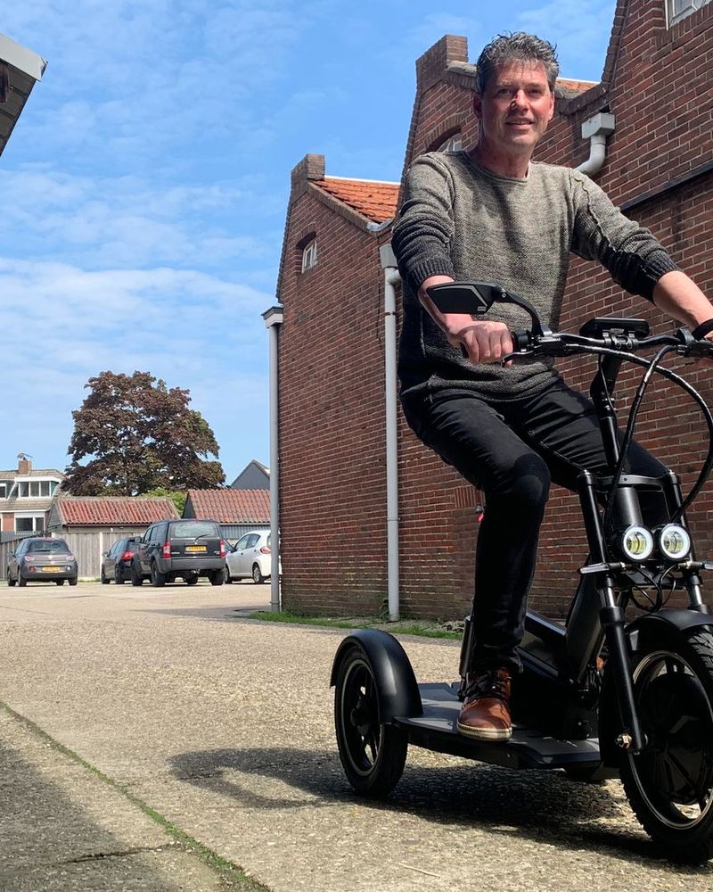 MS-patiënt Martin (58) uit Borne ontwerpt het hippe broertje van de ...