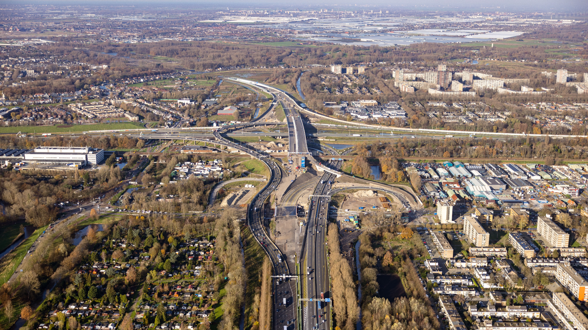 In het weekeinde de weg op? Deze snelweg en brug zijn dicht, maar ...