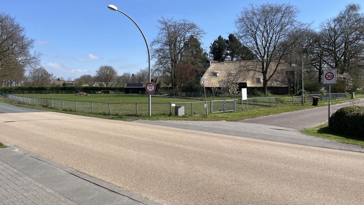 Bushalte Donderen staat er nog niet, maar is misschien nu al de mooiste ...