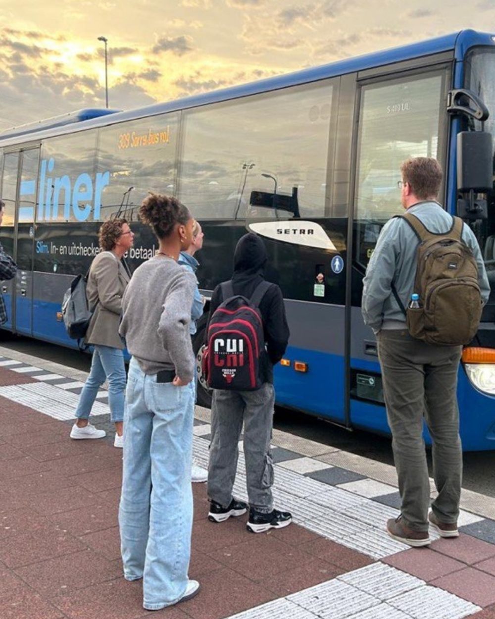 Na de herfstvakantie meer bussen op drukke lijn naar Zernike - RTV Noord