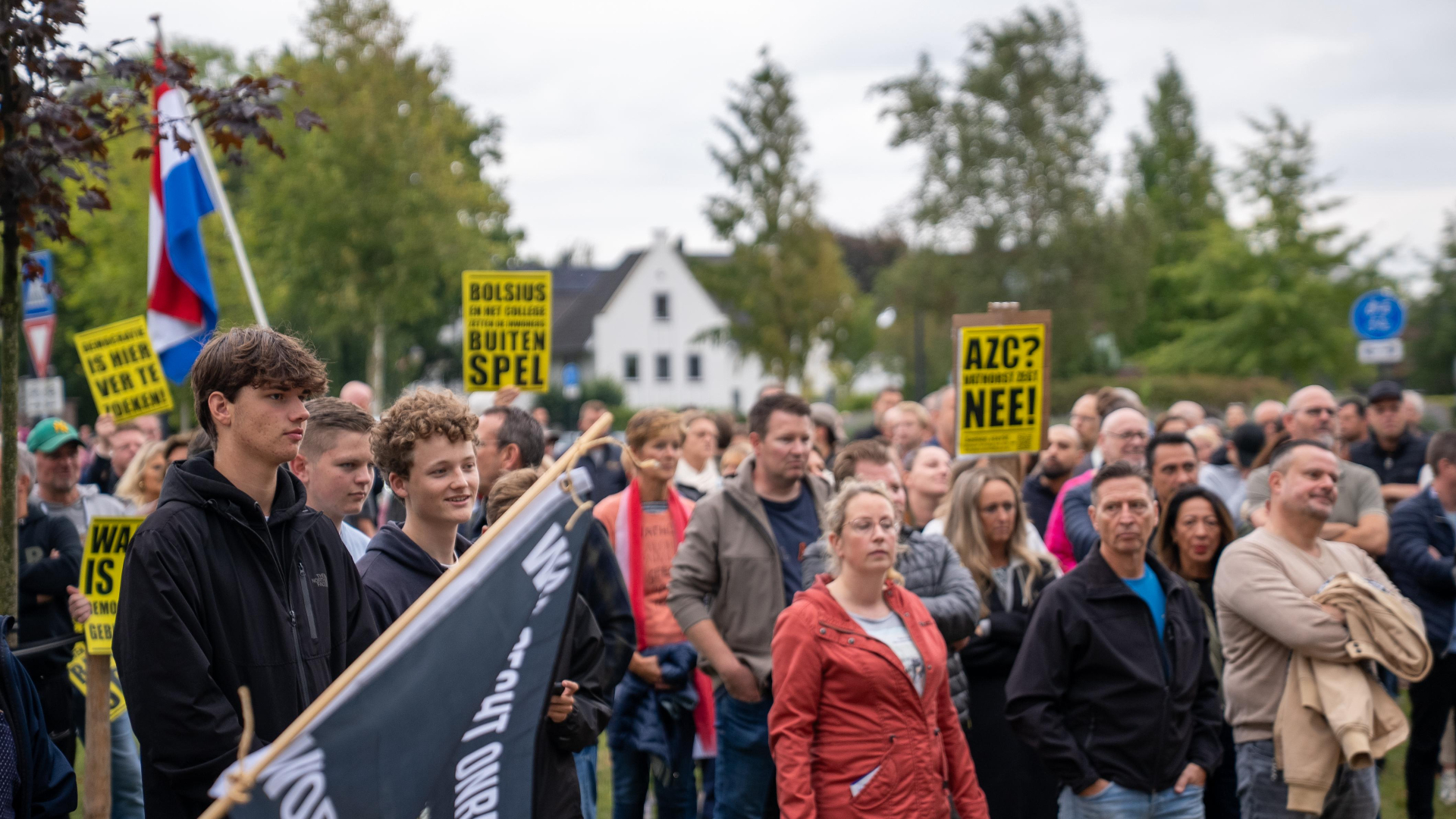 Protest voorafgaand aan bijeenkomst Vathorst: 'Slechtste plek voor een ...