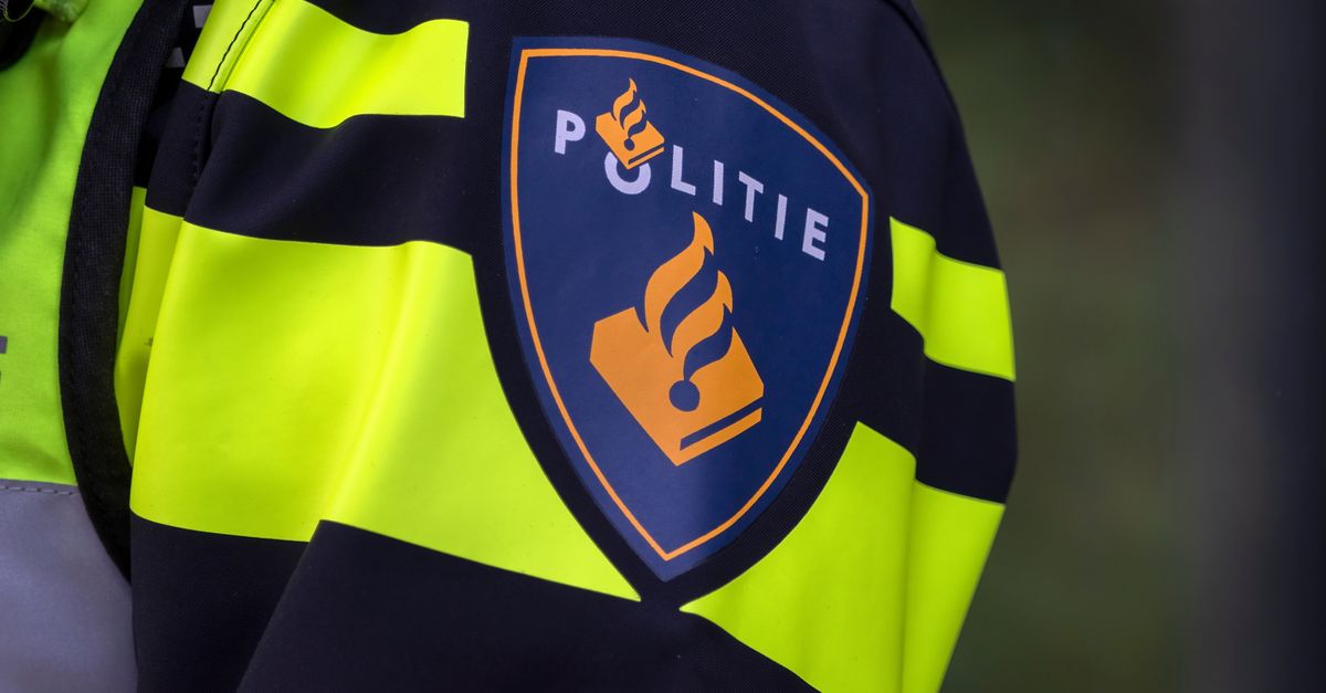 Politie houdt vier mensen aan voor diefstal van elektrische fietsen ...