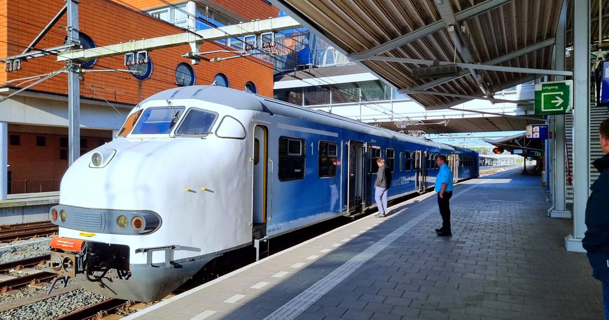 Apekop terug op het spoor: iconische trein ingezet tussen Amersfoort en ...