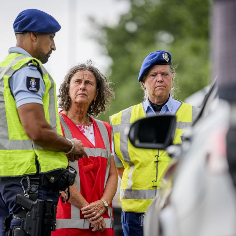 Gemeenten uiten zorgen in brief aan Faber: 'Nodeloze overlast' - Omroep ... Gemeenten uiten zorgen in brief aan Faber: 'Nodeloze overlast' - Omroep ...