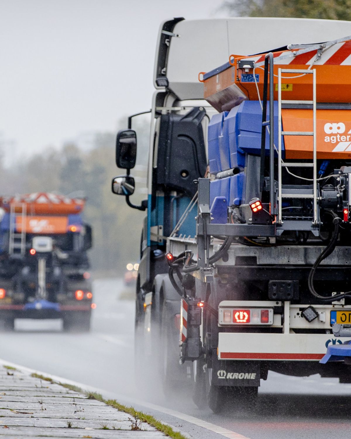 Waarschuwing voor ijzel en verraderlijke gladheid - Omroep West