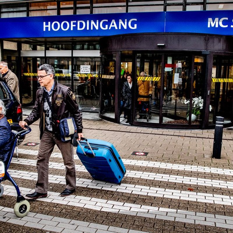Personeel en patiënten voeren actie in Leiden voor behoud failliete ...