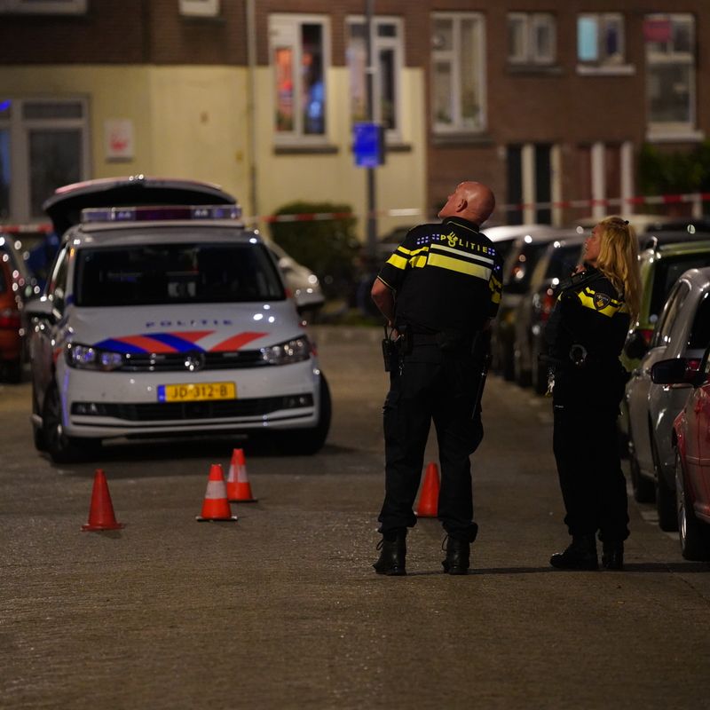 Nieuwe beelden schietpartij Rotterdam: schutter maakt smak met scooter ...