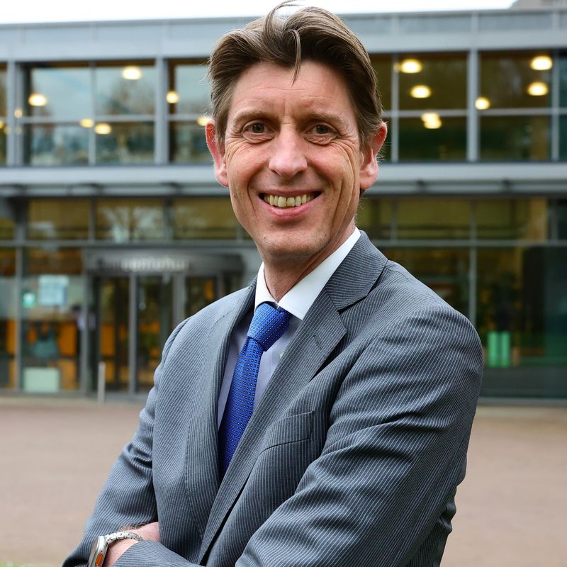 Richard Heling volgt Bas Luinge definitief op als wethouder Aa en Hunze ...