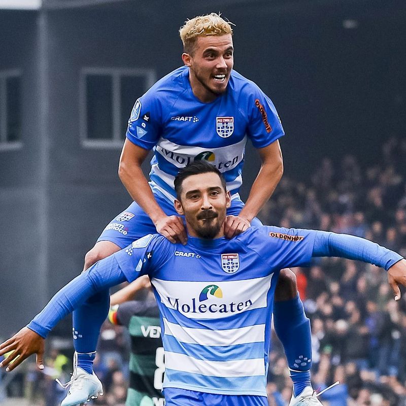 Saymak belangrijk voor PEC met twee assists: "Blij dat ik het team heb ...