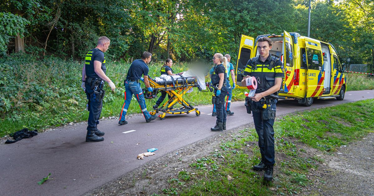 Politie: 'Geen misdrijf bij vondst zwaargewonde man' - Rijnmond