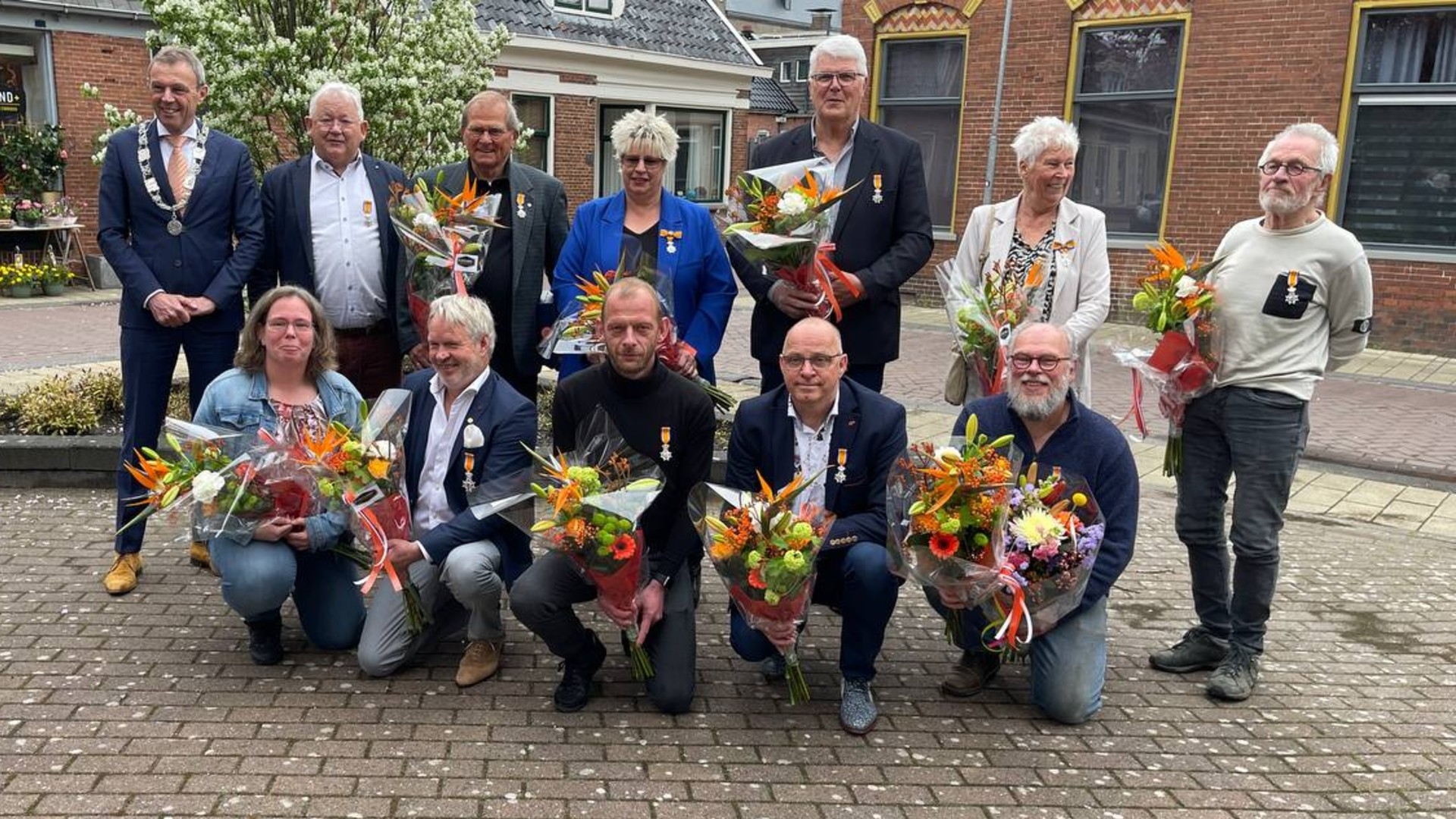 Groningse gedecoreerden blijven bescheiden: 'Ik draag het lintje, maar ...