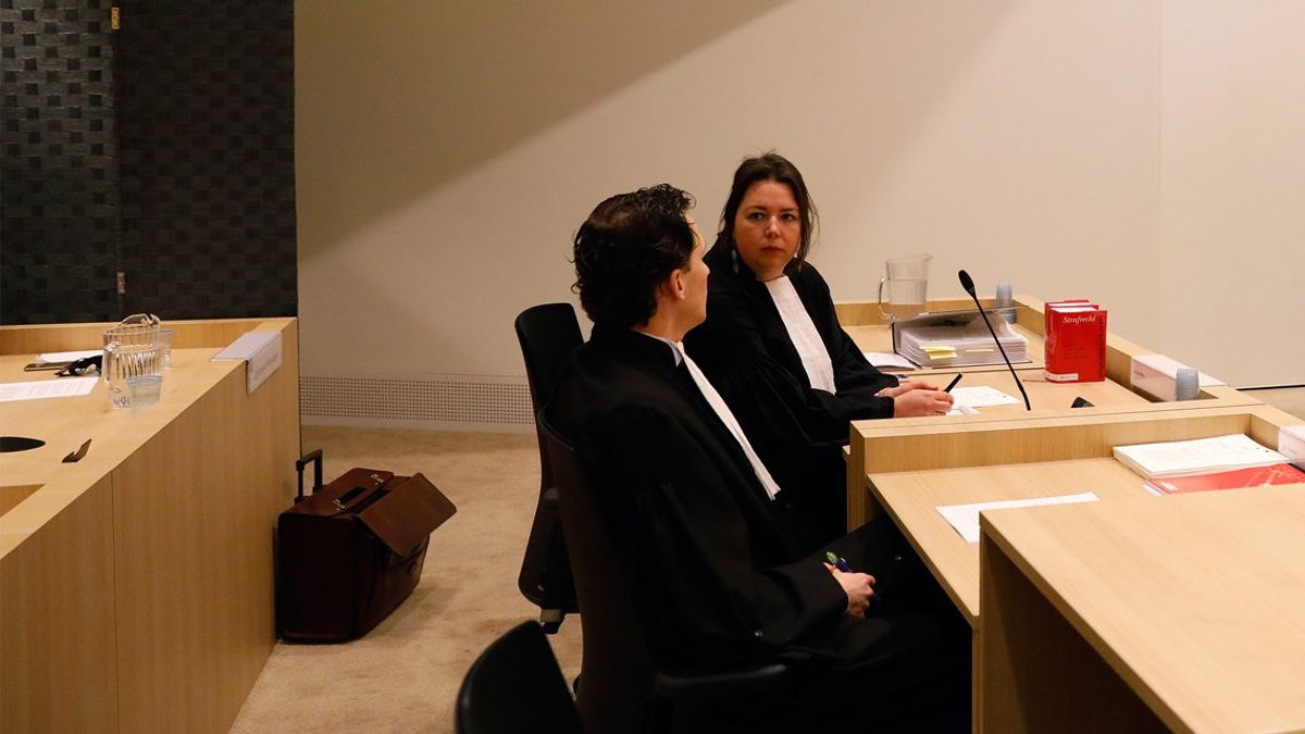 Veroordeelde agent Mitch Henriquez in cassatie tegen veroordeling ...
