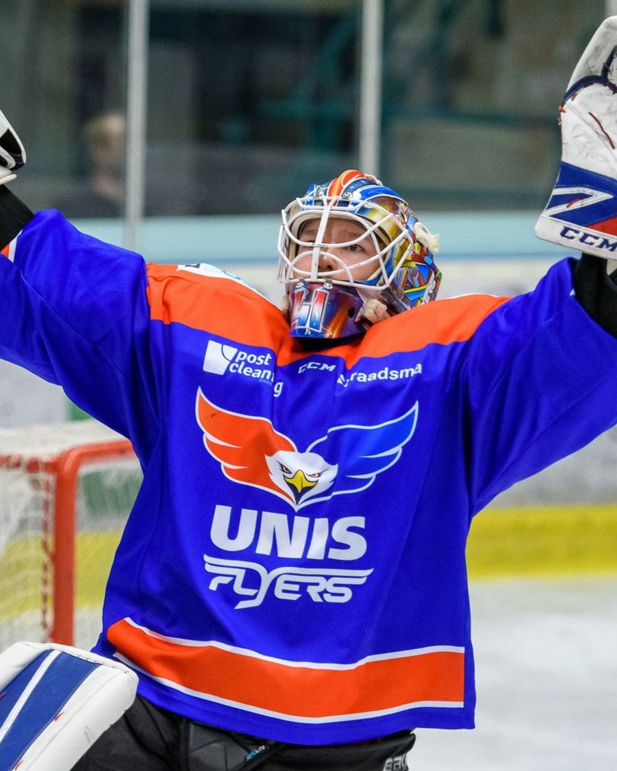 Installatiebedrijf Feenstra keert terug als sponsor van ijshockeyclub ...