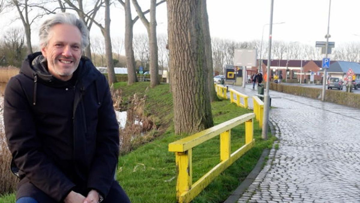 Gele palen Sluis - Omroep Zeeland