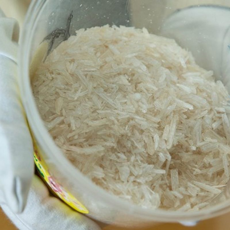 ‘Liefdestrip’ eindigt in de cel: smokkelaar van veertien kilo meth veroordeeld tot twee jaar ...