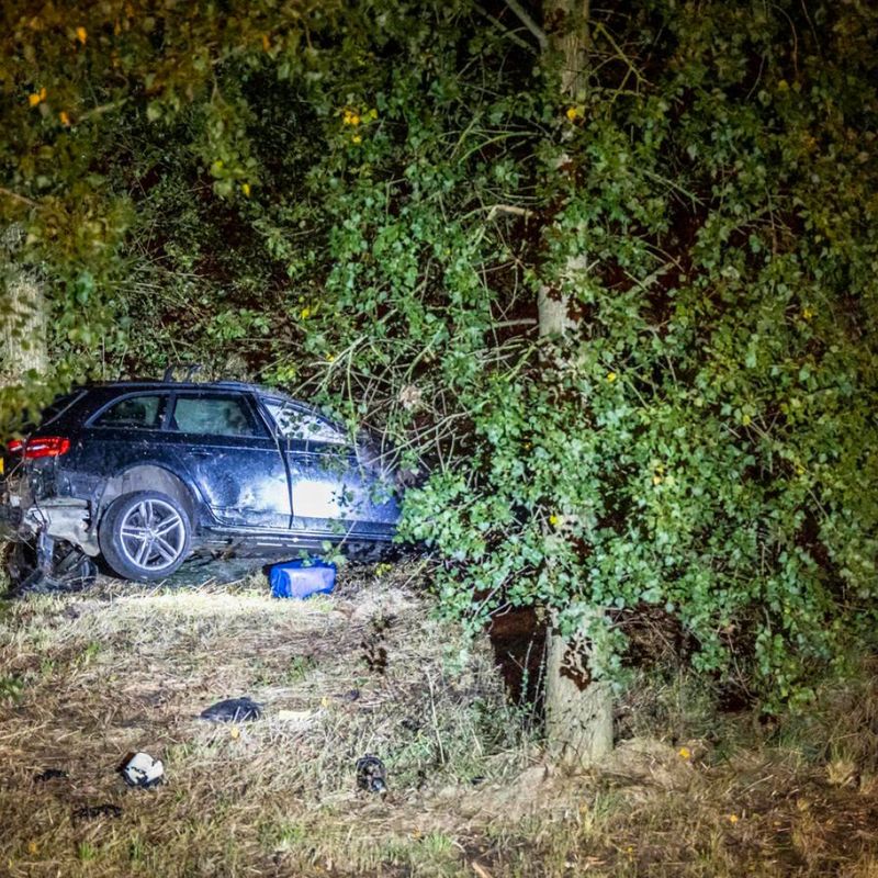 Slachtoffers mogelijk betrokken bij misdrijf voor ongeval op A50 - Omroep Gelderland