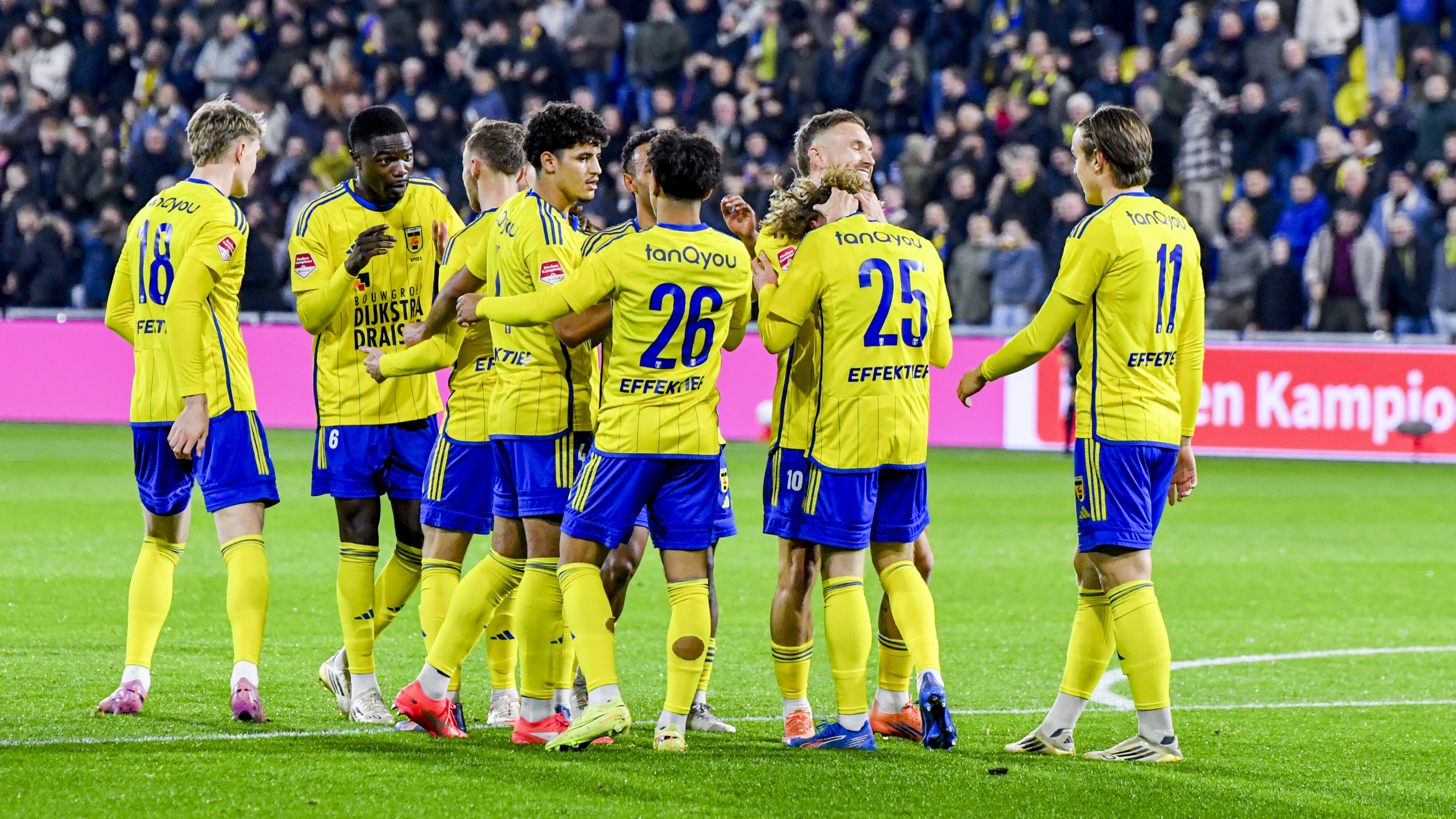 Cambuur wint enerverend duel van Jong Ajax: "Een heerlijke wedstrijd ...