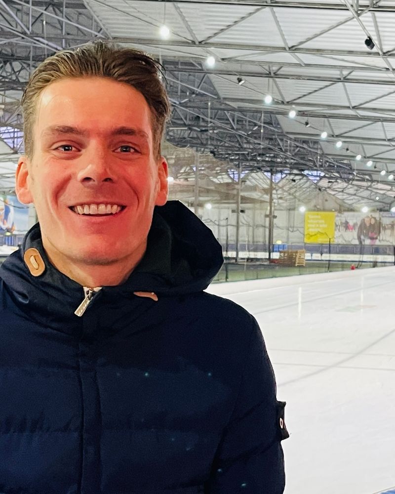 Robert Post is terug op het ijs, maar nu als coach - RTV Noord