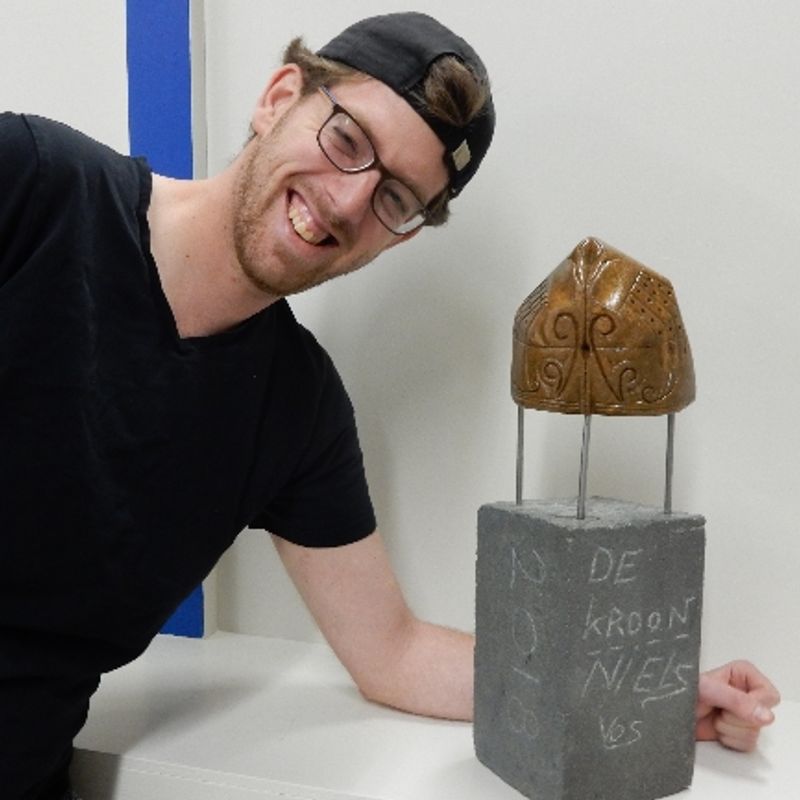 Vos uit Meppel maakt kunst voor de koning - RTV Drenthe