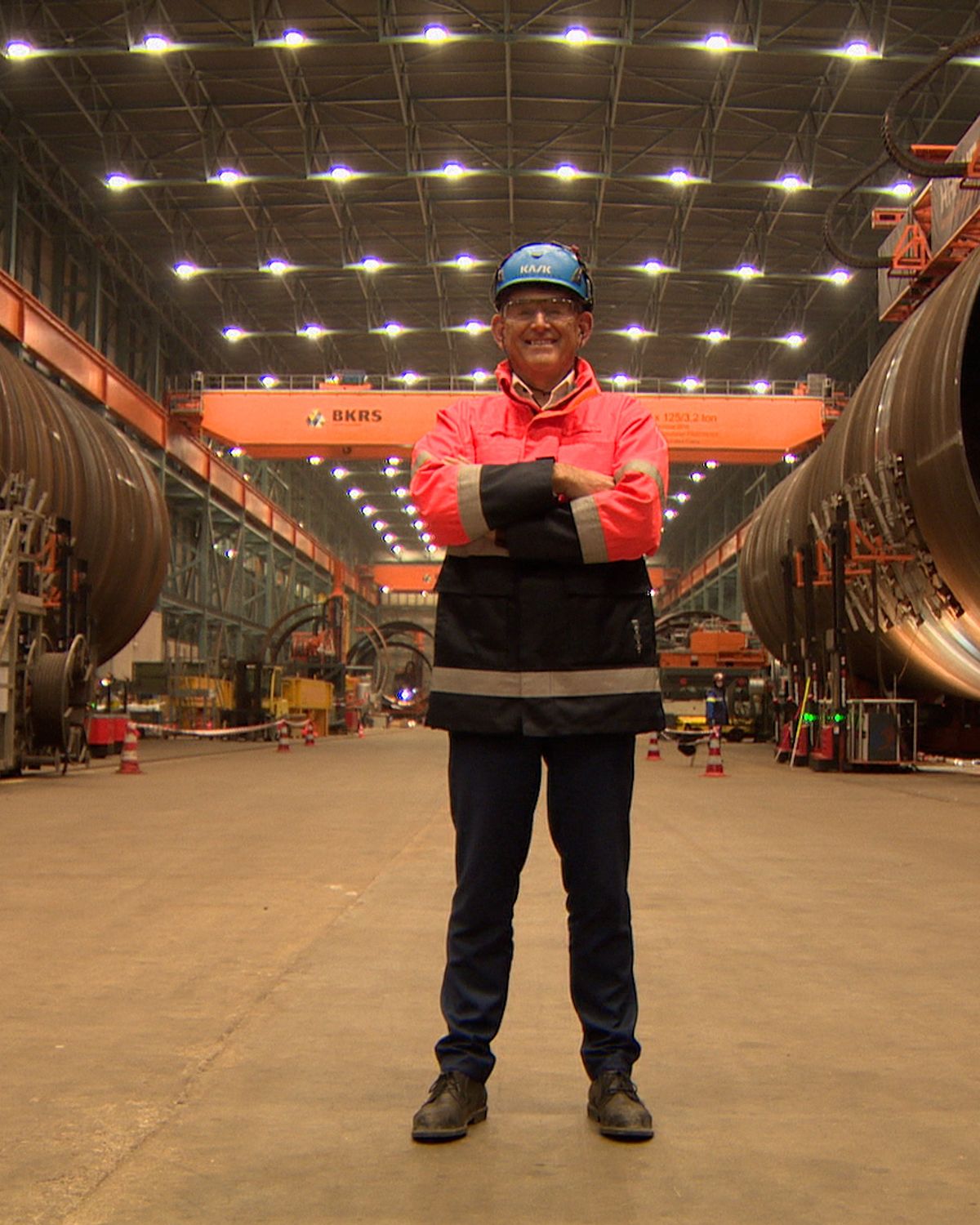 Deze havenman maakt enorme palen voor windmolens: ‘Je kan er een ...