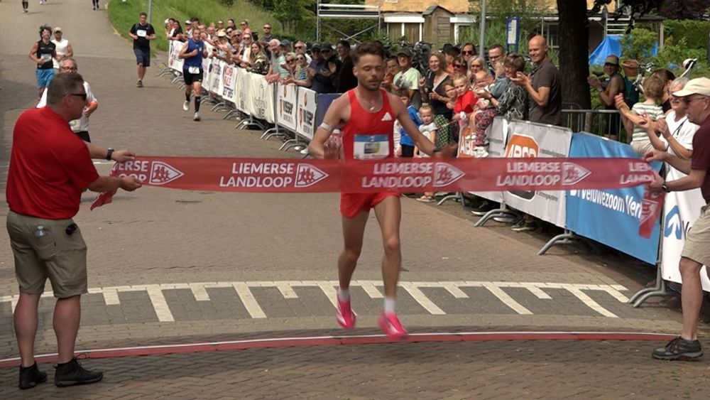 Ogawa matchwinner bij Japan • Reintjes wint thuiswedstrijd - Omroep ...