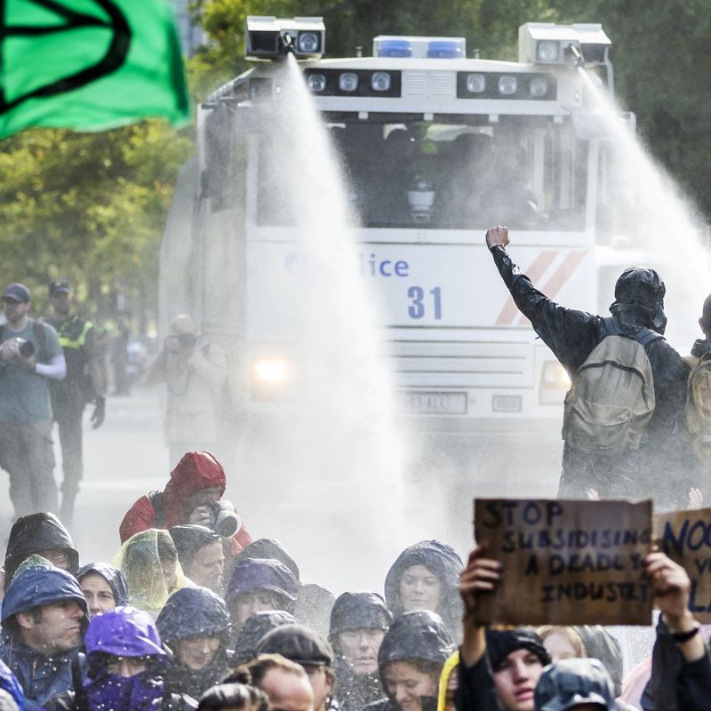 Extinction Rebellion stopt met blokkades A12 na steun Tweede Kamer voor motie - Omroep West
