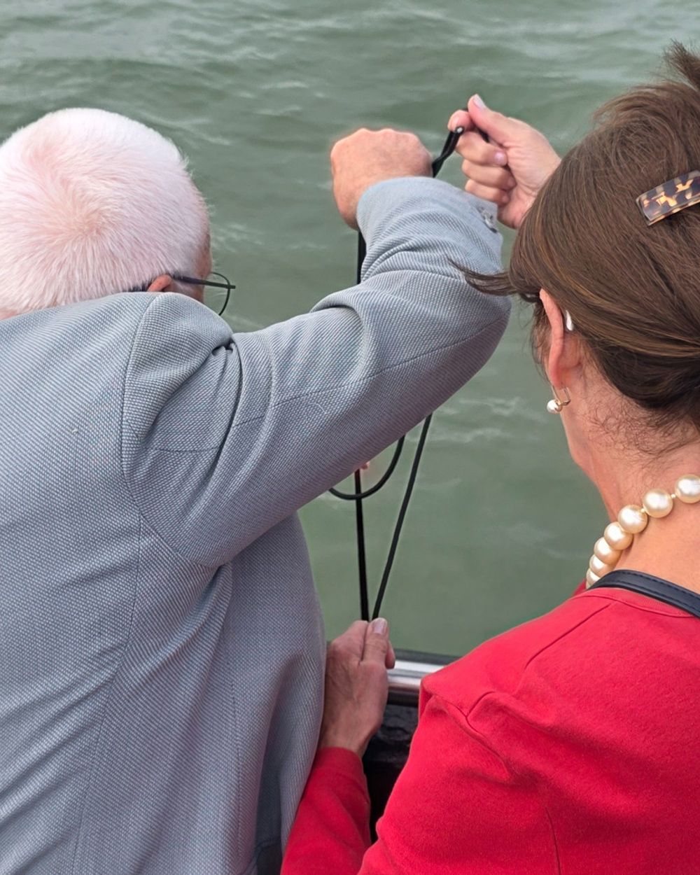 As uitstrooien op zee populair, steeds meer lichamen verstrooid vanuit ...